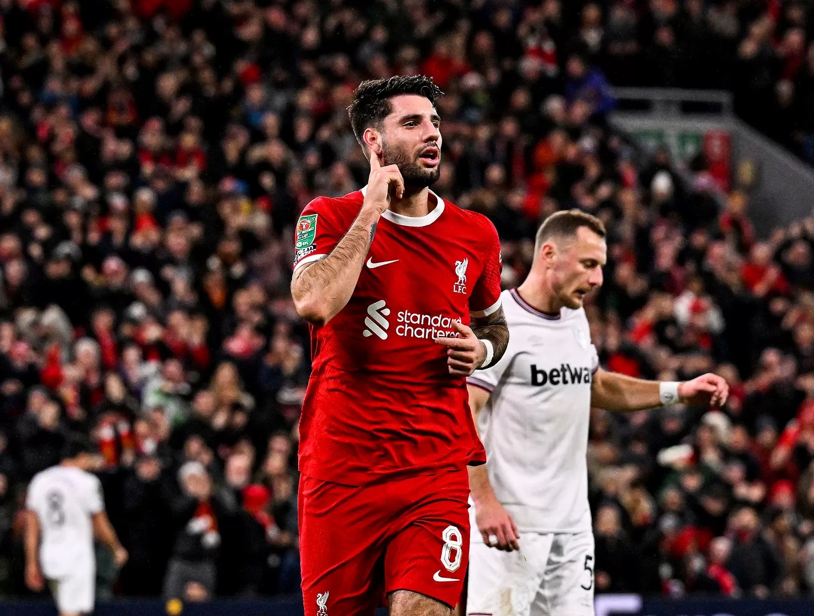 10 év után ismét pályára léphet magyar játékos a Boxing Dayen - NB1 ...